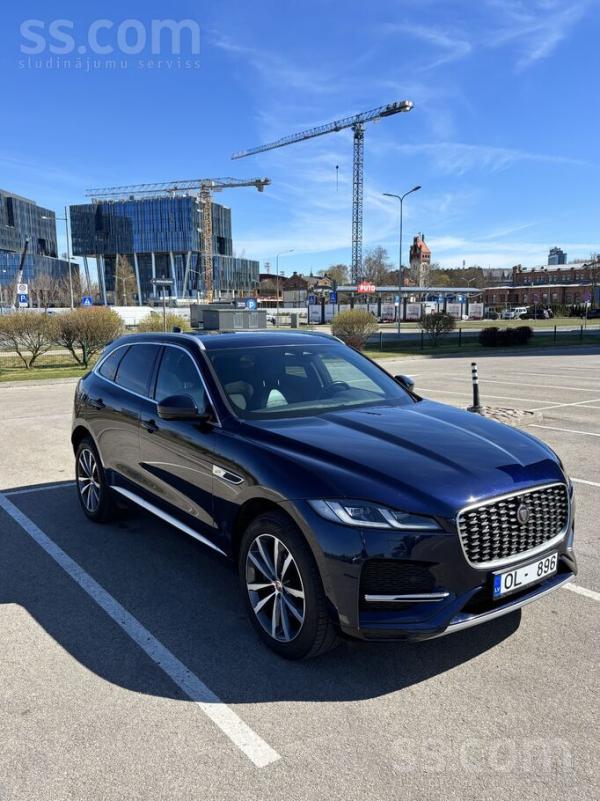 Zils Jaguar F-Pace 2021 Rīga, ar dzinēja tilpumu 2.00 L un nobraukumu 84 tūkst. km par 26800 €, foto 3 vietnē AUTOMOTO.COM.LV
