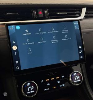 Blue Jaguar F-Pace 2021 in Marijampole, with an engine capacity of 2.00 L and mileage of 223 thousand km for 23999 €, photo 9 on AUTOMOTO.COM.LV