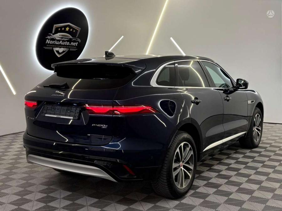 Blue Jaguar F-Pace 2021 in Marijampole, with an engine capacity of 2.00 L and mileage of 223 thousand km for 23999 €, photo 34 on AUTOMOTO.COM.LV