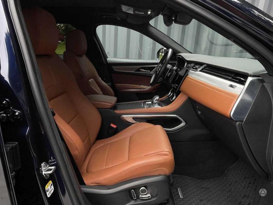 Zils Jaguar F-Pace 2022 Viļņa, ar dzinēja tilpumu 2.00 L un nobraukumu 83 tūkst. km par 34900 €, foto 9 vietnē AUTOMOTO.COM.LV