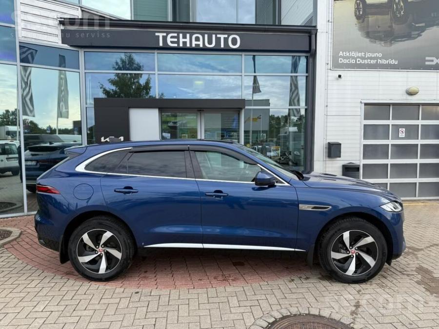 Zils Jaguar F-Pace 2022 Rīga, ar dzinēja tilpumu 2.00 L un nobraukumu 95 tūkst. km par 28900 €, foto 15 vietnē AUTOMOTO.COM.LV