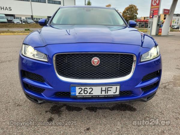 Zils Jaguar F-Pace 2018 Tartu, ar dzinēja tilpumu 2.00 L un nobraukumu 171 tūkst. km par 18990 €, foto 1 vietnē AUTOMOTO.COM.LV