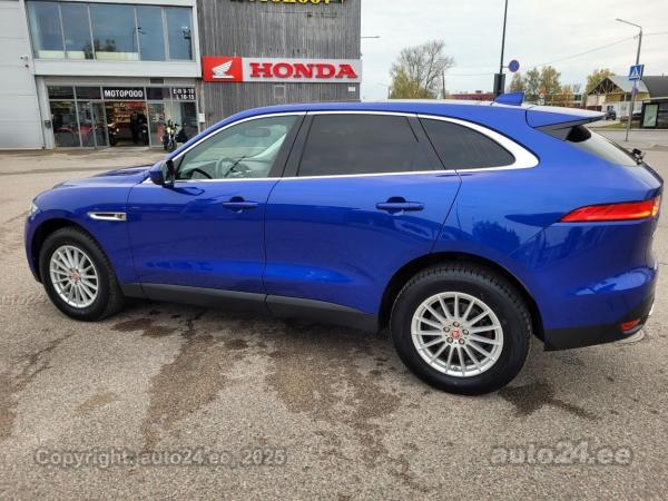 Zils Jaguar F-Pace 2018 Tartu, ar dzinēja tilpumu 2.00 L un nobraukumu 171 tūkst. km par 18990 €, foto 3 vietnē AUTOMOTO.COM.LV