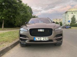 Brown Jaguar F-Pace 2016 in Vilnius, with an engine capacity of 3.00 L and mileage of 83 thousand km for 22999 €, photo 5 on AUTOMOTO.COM.LV