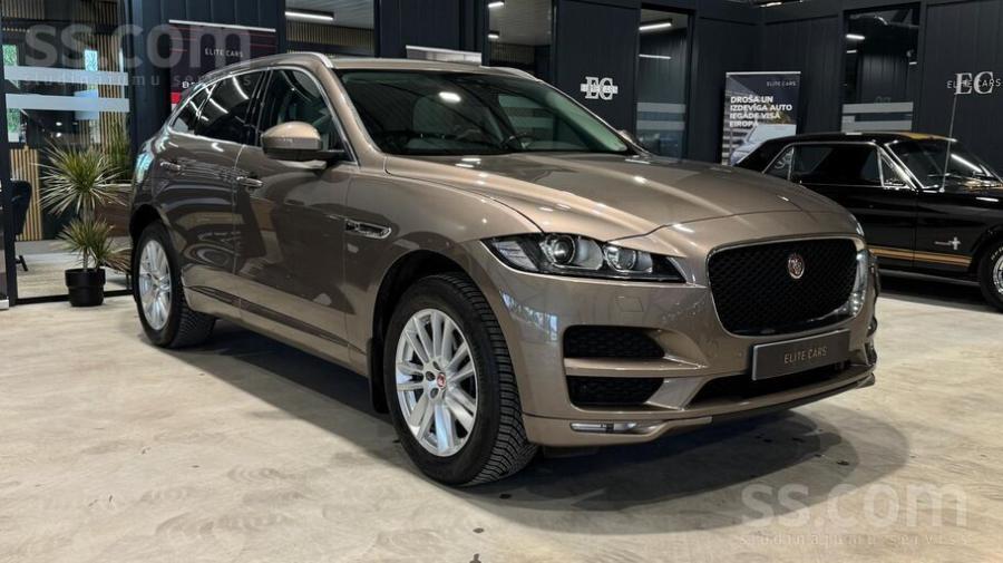 Brown Jaguar F-Pace 2016 in Riga, with an engine capacity of 2.00 L and mileage of 115 thousand km for 12500 €, photo 1 on AUTOMOTO.COM.LV