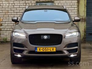 Brown Jaguar F-Pace 2017 in Jelgava, with an engine capacity of 3.00 L and mileage of 167 thousand km for 21900 €, photo 5 on AUTOMOTO.COM.LV