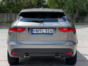 Brown Jaguar F-Pace 2019 in Siauliai, with an engine capacity of 2.00 L and mileage of 194 thousand km for 16800 €, photo 8 on AUTOMOTO.COM.LV