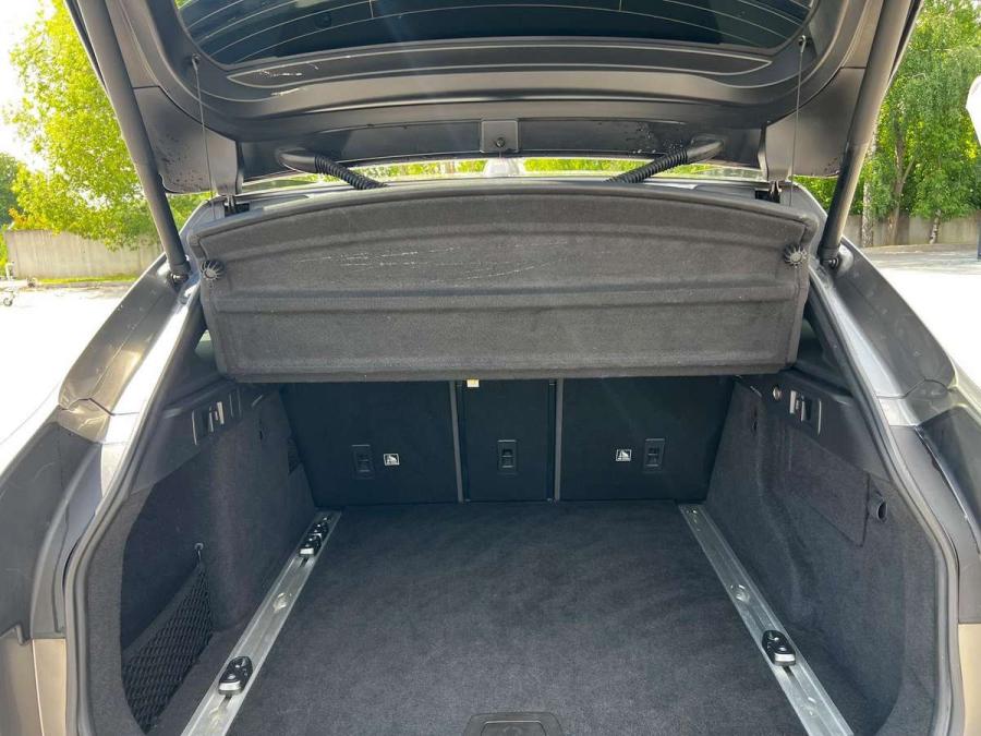 Brown Jaguar F-Pace 2019 in Siauliai, with an engine capacity of 2.00 L and mileage of 194 thousand km for 16800 €, photo 19 on AUTOMOTO.COM.LV