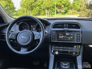 Jaguar F-Pace 2016 Tauragė, ar dzinēja tilpumu 2.00 L un nobraukumu 115 tūkst. km par 10600 €, foto 17 vietnē AUTOMOTO.COM.LV
