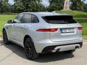 Jaguar F-Pace 2016 in Riga, with an engine capacity of 3.00 L and mileage of 0 thousand km for 15250 €, photo 4 on AUTOMOTO.COM.LV