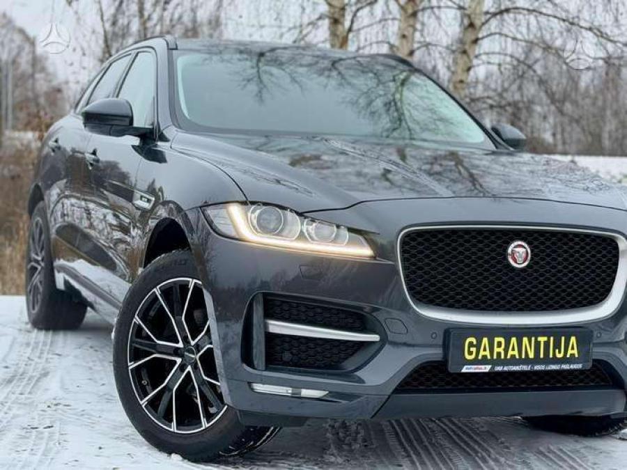 Jaguar F-Pace 2017 Šauļi, ar dzinēja tilpumu 2.00 L un nobraukumu 137 tūkst. km par 16750 €, foto 13 vietnē AUTOMOTO.COM.LV