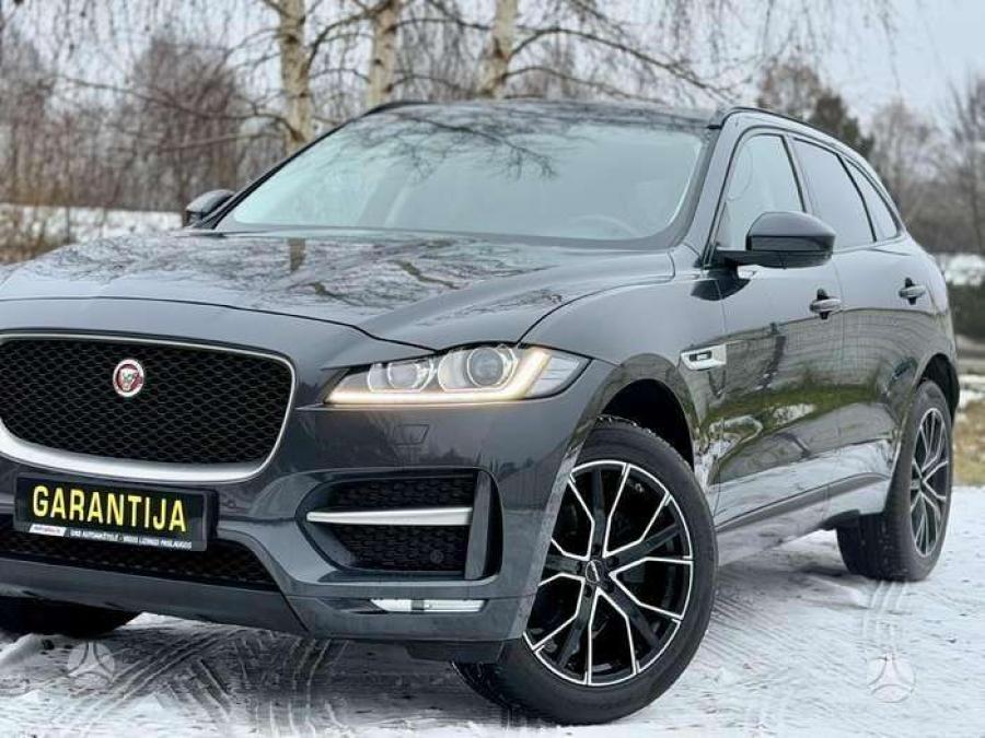 Jaguar F-Pace 2017 Šauļi, ar dzinēja tilpumu 2.00 L un nobraukumu 137 tūkst. km par 16750 €, foto 14 vietnē AUTOMOTO.COM.LV