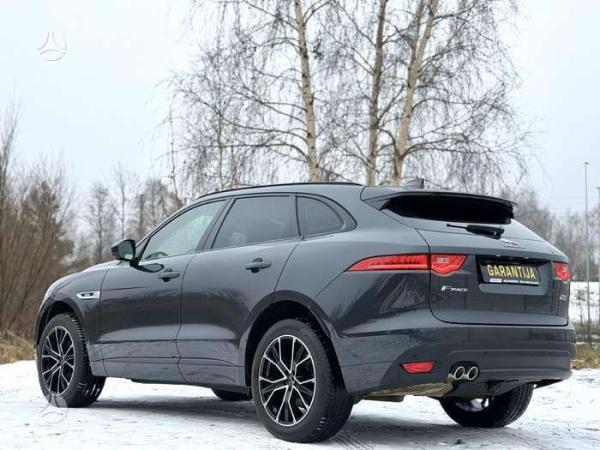 Jaguar F-Pace 2017 in Siauliai, with an engine capacity of 2.00 L and mileage of 137 thousand km for 16750 €, photo 3 on AUTOMOTO.COM.LV