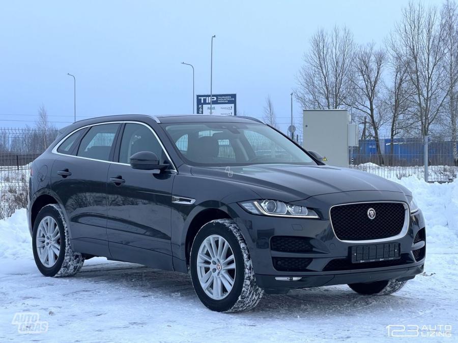 Jaguar F-Pace 2017 in Taurage, with an engine capacity of 2.00 L and mileage of 112 thousand km for 13200 €, photo 4 on AUTOMOTO.COM.LV