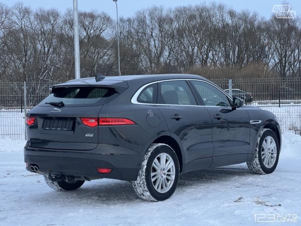 Jaguar F-Pace 2017 in Taurage, with an engine capacity of 2.00 L and mileage of 112 thousand km for 13200 €, photo 6 on AUTOMOTO.COM.LV