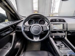 Jaguar F-Pace 2017 Marijampole, ar dzinēja tilpumu 2.00 L un nobraukumu 183 tūkst. km par 13650 €, foto 15 vietnē AUTOMOTO.COM.LV