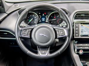 Jaguar F-Pace 2017 Marijampole, ar dzinēja tilpumu 2.00 L un nobraukumu 183 tūkst. km par 13650 €, foto 16 vietnē AUTOMOTO.COM.LV