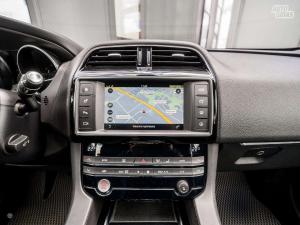 Jaguar F-Pace 2017 Marijampole, ar dzinēja tilpumu 2.00 L un nobraukumu 183 tūkst. km par 13650 €, foto 18 vietnē AUTOMOTO.COM.LV