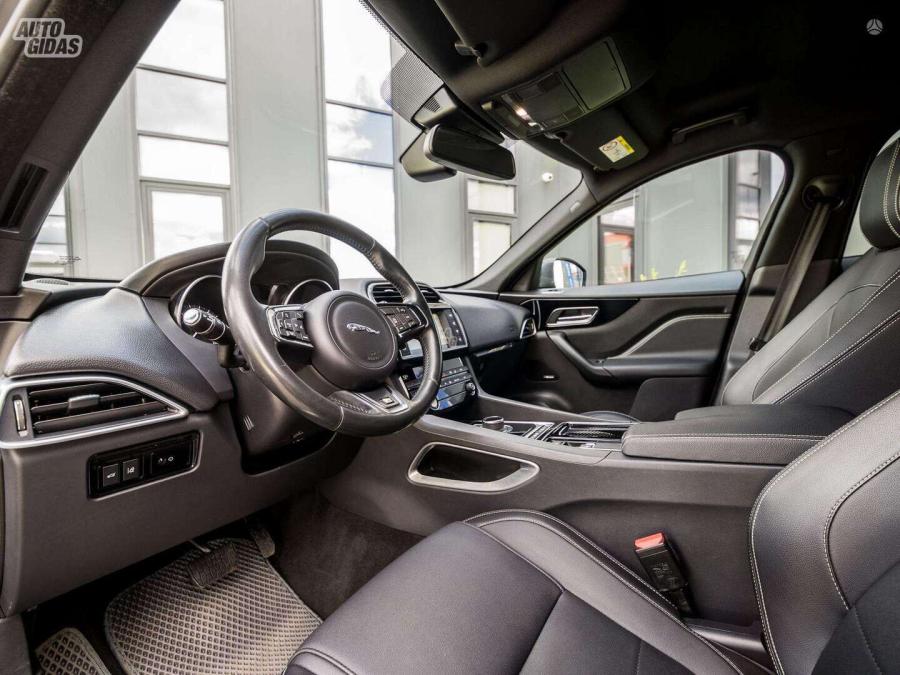 Jaguar F-Pace 2017 Marijampole, ar dzinēja tilpumu 2.00 L un nobraukumu 183 tūkst. km par 13650 €, foto 20 vietnē AUTOMOTO.COM.LV