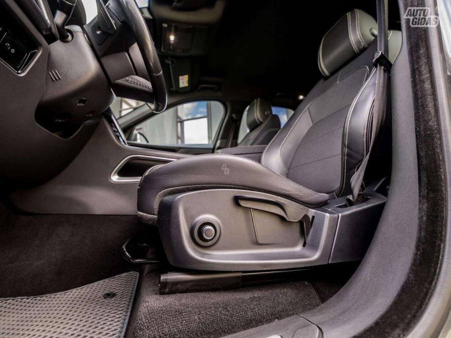 Jaguar F-Pace 2017 Marijampole, ar dzinēja tilpumu 2.00 L un nobraukumu 183 tūkst. km par 13650 €, foto 23 vietnē AUTOMOTO.COM.LV