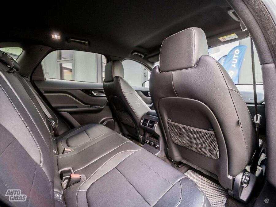 Jaguar F-Pace 2017 Marijampole, ar dzinēja tilpumu 2.00 L un nobraukumu 183 tūkst. km par 13650 €, foto 36 vietnē AUTOMOTO.COM.LV