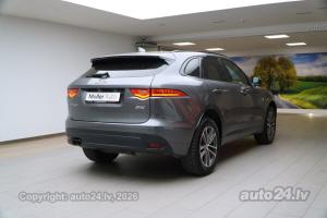 Jaguar F-Pace 2017 Tallina, ar dzinēja tilpumu 2.00 L un nobraukumu 120 tūkst. km par 16800 €, foto 5 vietnē AUTOMOTO.COM.LV