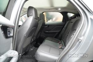 Jaguar F-Pace 2017 Tallina, ar dzinēja tilpumu 2.00 L un nobraukumu 120 tūkst. km par 16800 €, foto 10 vietnē AUTOMOTO.COM.LV