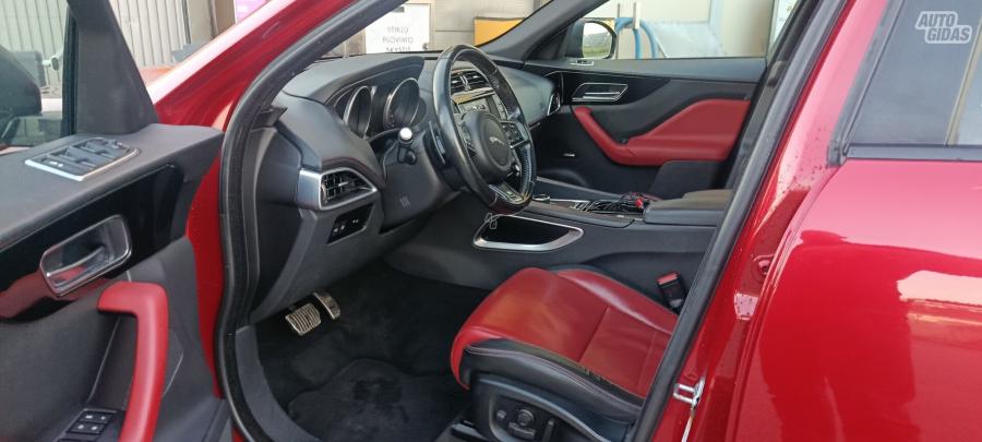 Jaguar F-Pace 2017 Šauļi, ar dzinēja tilpumu 3.00 L un nobraukumu 225 tūkst. km par 21500 €, foto 9 vietnē AUTOMOTO.COM.LV