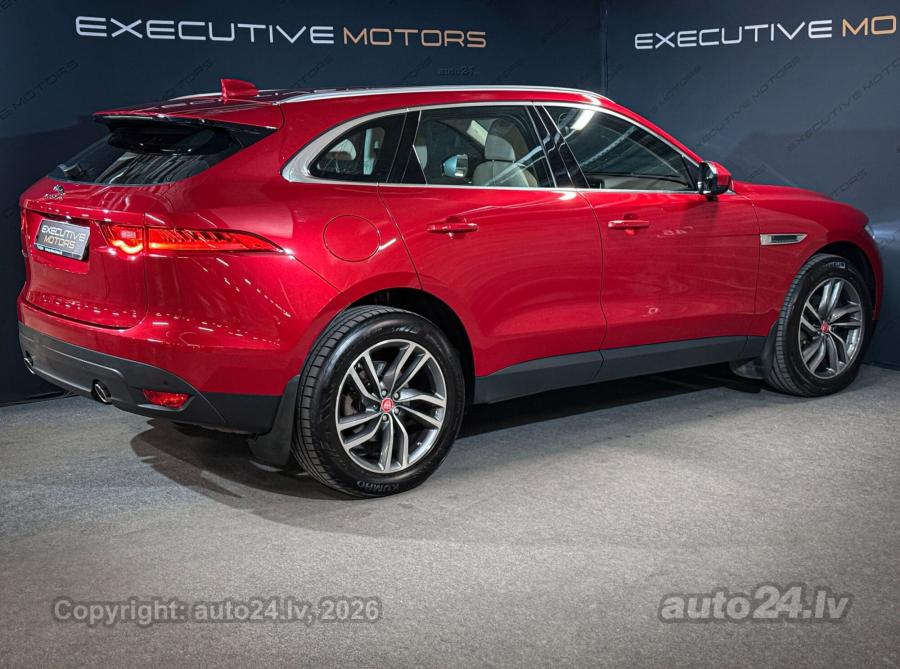 Jaguar F-Pace 2018 in Tallinn, with an engine capacity of 2.00 L and mileage of 110 thousand km for 17999 €, photo 3 on AUTOMOTO.COM.LV