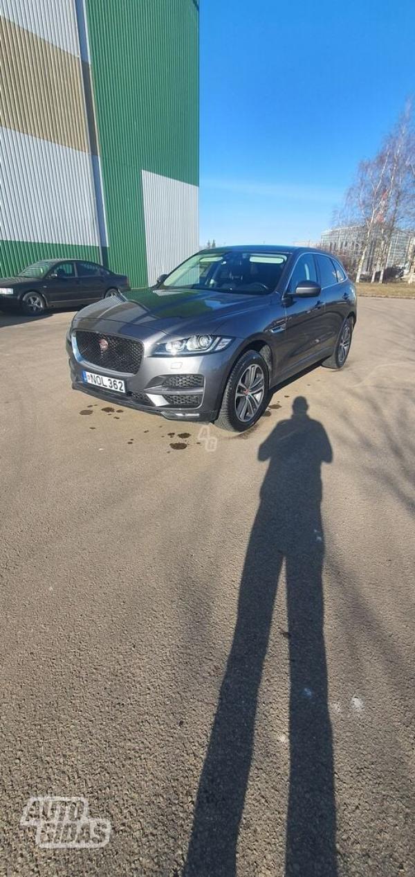 Jaguar F-Pace 2019 Šauļi, ar dzinēja tilpumu 2.00 L un nobraukumu 105 tūkst. km par 16500 €, foto 3 vietnē AUTOMOTO.COM.LV