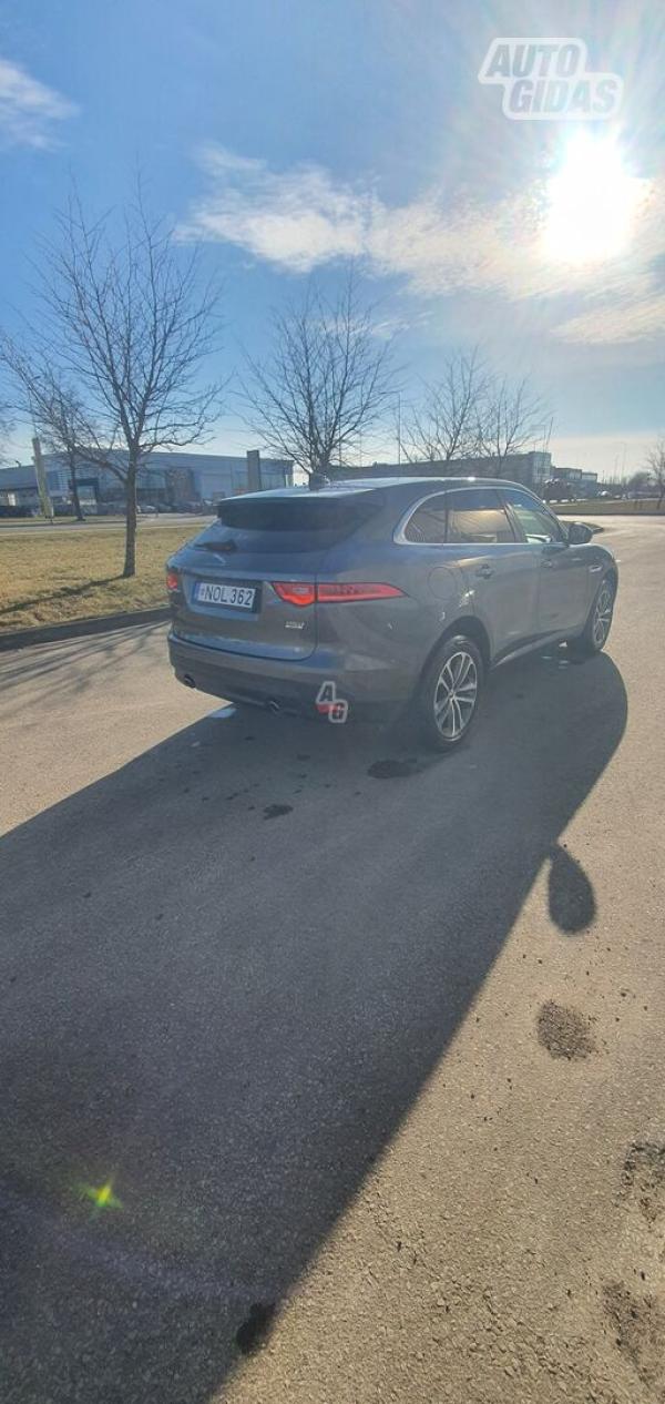 Jaguar F-Pace 2019 Šauļi, ar dzinēja tilpumu 2.00 L un nobraukumu 105 tūkst. km par 16500 €, foto 4 vietnē AUTOMOTO.COM.LV