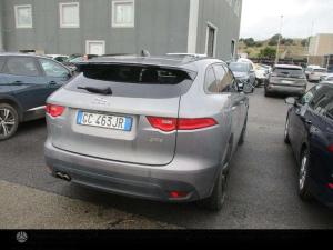 Jaguar F-Pace 2020 in Kaunas, with an engine capacity of 2.00 L and mileage of 120 thousand km for 11500 €, photo 4 on AUTOMOTO.COM.LV