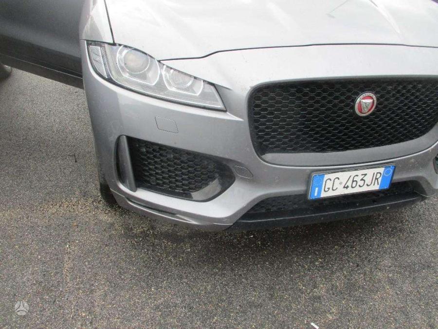 Jaguar F-Pace 2020 in Kaunas, with an engine capacity of 2.00 L and mileage of 120 thousand km for 11500 €, photo 13 on AUTOMOTO.COM.LV