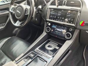 Jaguar F-Pace 2020 in Kaunas, with an engine capacity of 3.00 L and mileage of 87 thousand km for 25000 €, photo 16 on AUTOMOTO.COM.LV