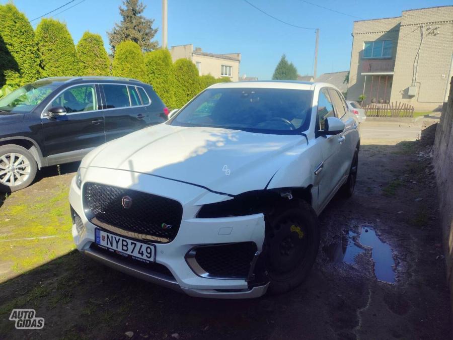 Jaguar F-Pace 2020 in Kaunas, with an engine capacity of 3.00 L and mileage of 87 thousand km for 25000 €, photo 34 on AUTOMOTO.COM.LV