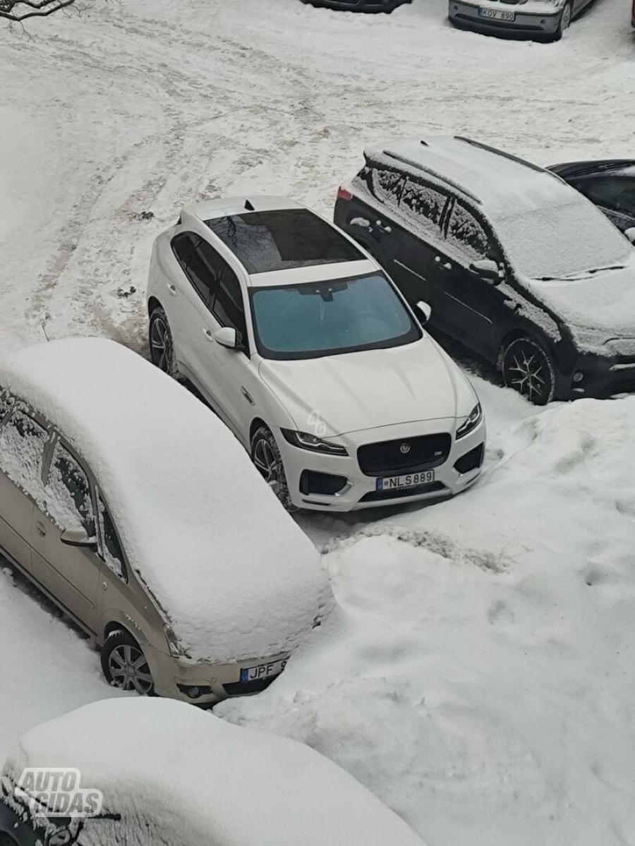 Jaguar F-Pace 2020 in Kaunas, with an engine capacity of 3.00 L and mileage of 87 thousand km for 25000 €, photo 35 on AUTOMOTO.COM.LV