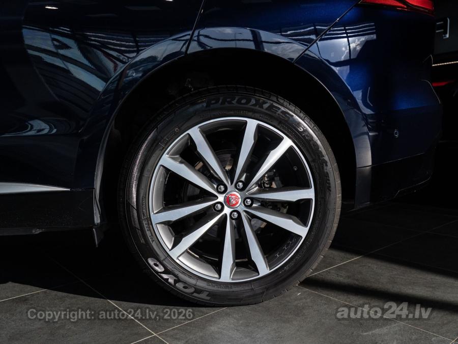 Jaguar F-Pace 2021 Tallina, ar dzinēja tilpumu 2.00 L un nobraukumu 90 tūkst. km par 34900 €, foto 5 vietnē AUTOMOTO.COM.LV