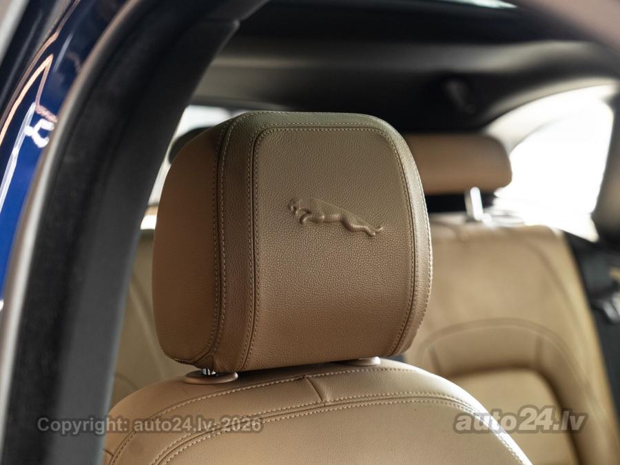 Jaguar F-Pace 2021 Tallina, ar dzinēja tilpumu 2.00 L un nobraukumu 90 tūkst. km par 34900 €, foto 14 vietnē AUTOMOTO.COM.LV