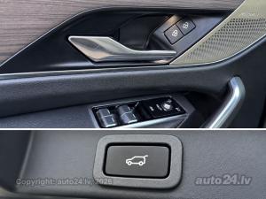 Jaguar F-Pace 2021 in Tallinn, with an engine capacity of 2.00 L and mileage of 223 thousand km for 24999 €, photo 23 on AUTOMOTO.COM.LV