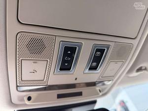 Green Jaguar F-Pace 2016 in Vilnius, with an engine capacity of 2.00 L and mileage of 193 thousand km for 7950 €, photo 30 on AUTOMOTO.COM.LV