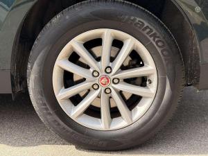 Zaļš Jaguar F-Pace 2016 Viļņa, ar dzinēja tilpumu 2.00 L un nobraukumu 193 tūkst. km par 8500 €, foto 11 vietnē AUTOMOTO.COM.LV