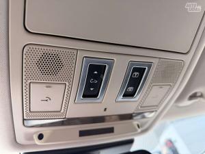 Green Jaguar F-Pace 2016 in Vilnius, with an engine capacity of 2.00 L and mileage of 193 thousand km for 8950 €, photo 30 on AUTOMOTO.COM.LV