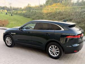 Green Jaguar F-Pace 2016 in Vilnius, with an engine capacity of 2.00 L and mileage of 193 thousand km for 9950 €, photo 11 on AUTOMOTO.COM.LV