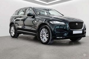 Green Jaguar F-Pace 2016 in Kaunas, with an engine capacity of 2.00 L and mileage of 228 thousand km for 11590 €, photo 3 on AUTOMOTO.COM.LV