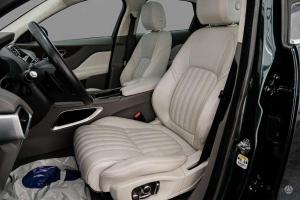 Green Jaguar F-Pace 2016 in Kaunas, with an engine capacity of 2.00 L and mileage of 228 thousand km for 11590 €, photo 14 on AUTOMOTO.COM.LV