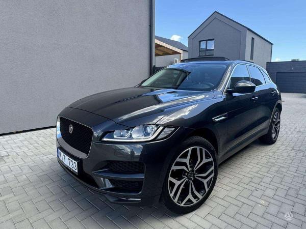 Pelēks Jaguar F-Pace 2016 Viļņa, ar dzinēja tilpumu 2.00 L un nobraukumu 238 tūkst. km par 13600 €, foto 1 vietnē AUTOMOTO.COM.LV