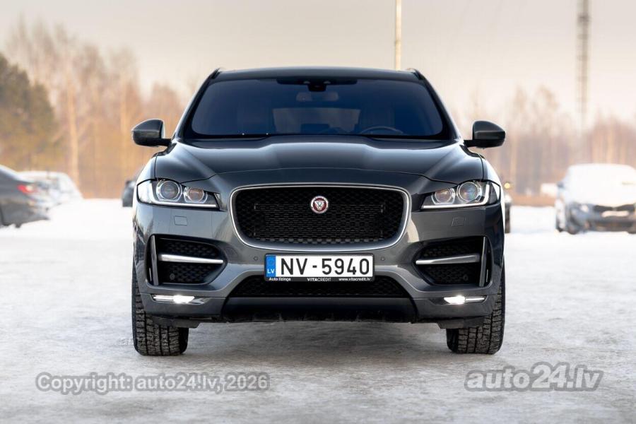 Pelēks Jaguar F-Pace 2016 Tallina, ar dzinēja tilpumu 2.00 L un nobraukumu 159 tūkst. km par 15800 €, foto 2 vietnē AUTOMOTO.COM.LV