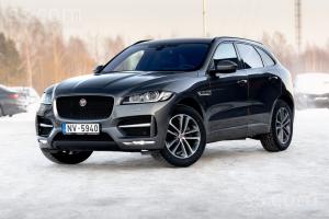 Grey Jaguar F-Pace 2016 in Jelgava, with an engine capacity of 2.00 L and mileage of 159 thousand km for 15500 €, photo 3 on AUTOMOTO.COM.LV