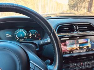 Pelēks Jaguar F-Pace 2016 Daugavpils, ar dzinēja tilpumu 2.00 L un nobraukumu 198 tūkst. km par 15000 €, foto 10 vietnē AUTOMOTO.COM.LV