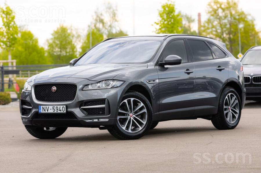 Grey Jaguar F-Pace 2016 in Jelgava, with an engine capacity of 2.00 L and mileage of 0 thousand km for 14900 €, photo 1 on AUTOMOTO.COM.LV